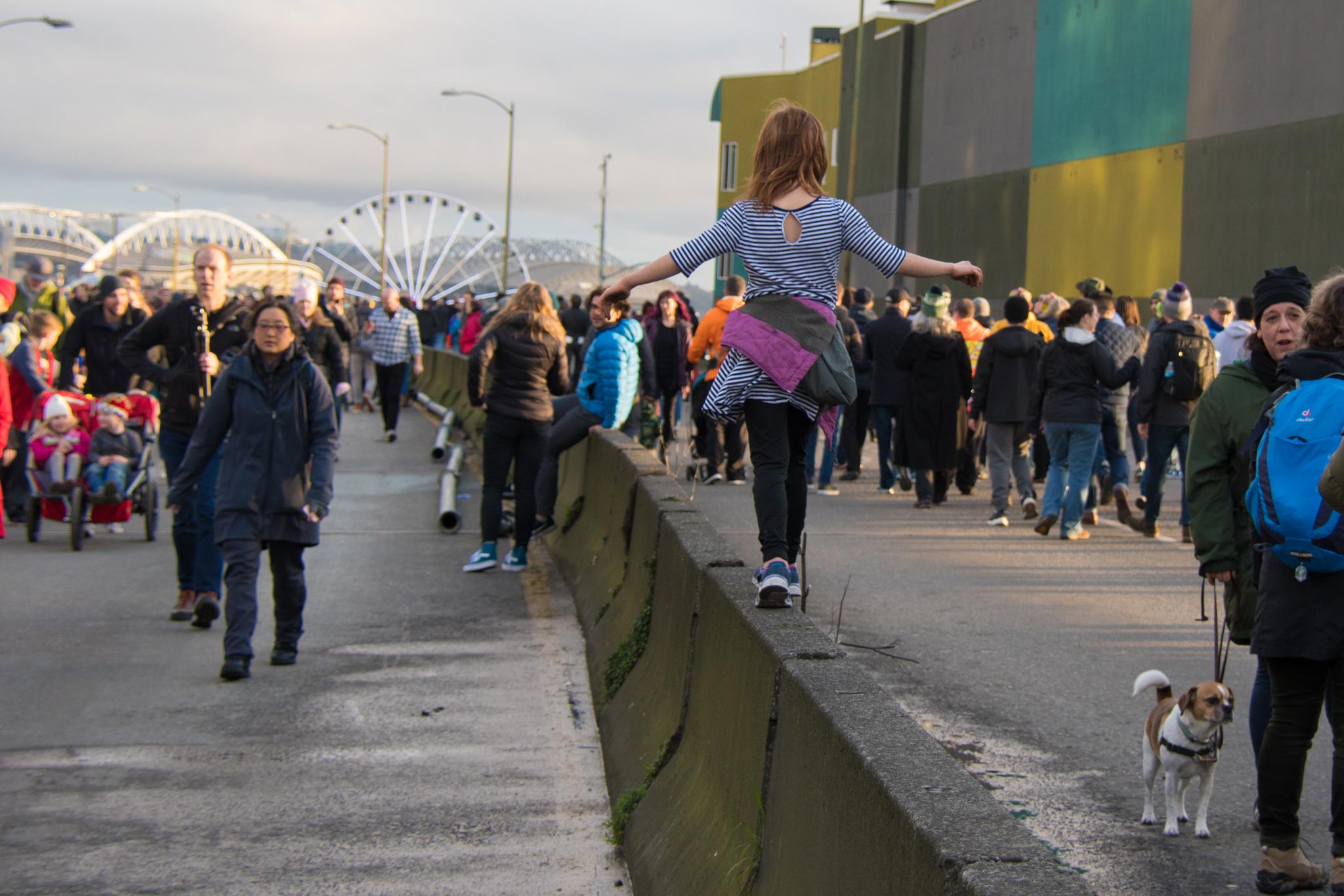 PHOTOS: Thousands Say Goodbye To The Alaskan Wa...