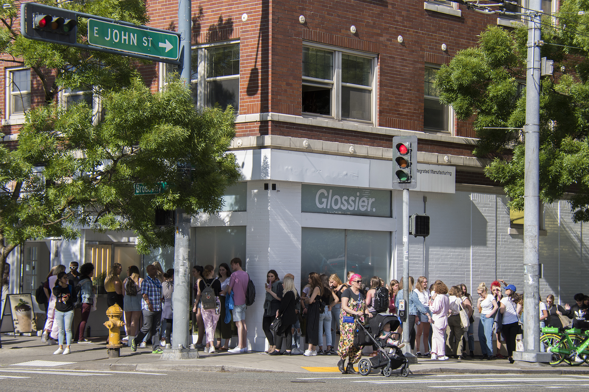 The Glossier Is Now Open in Seattle