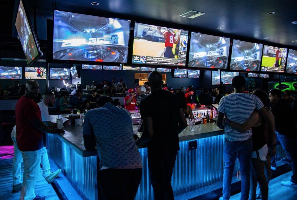 Can't Miss Sports Bars