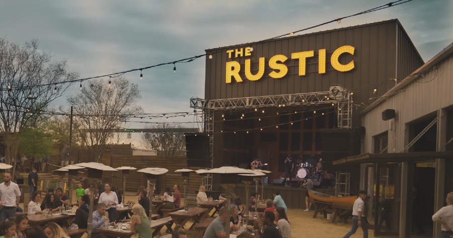 Where To Eat & Drink Outdoors in Dallas